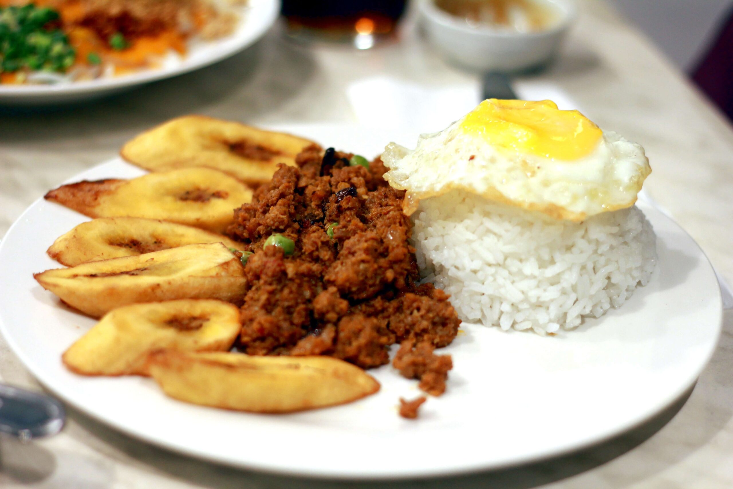 ¿Cómo preparar un arroz a la cubana? - Mandao Blog